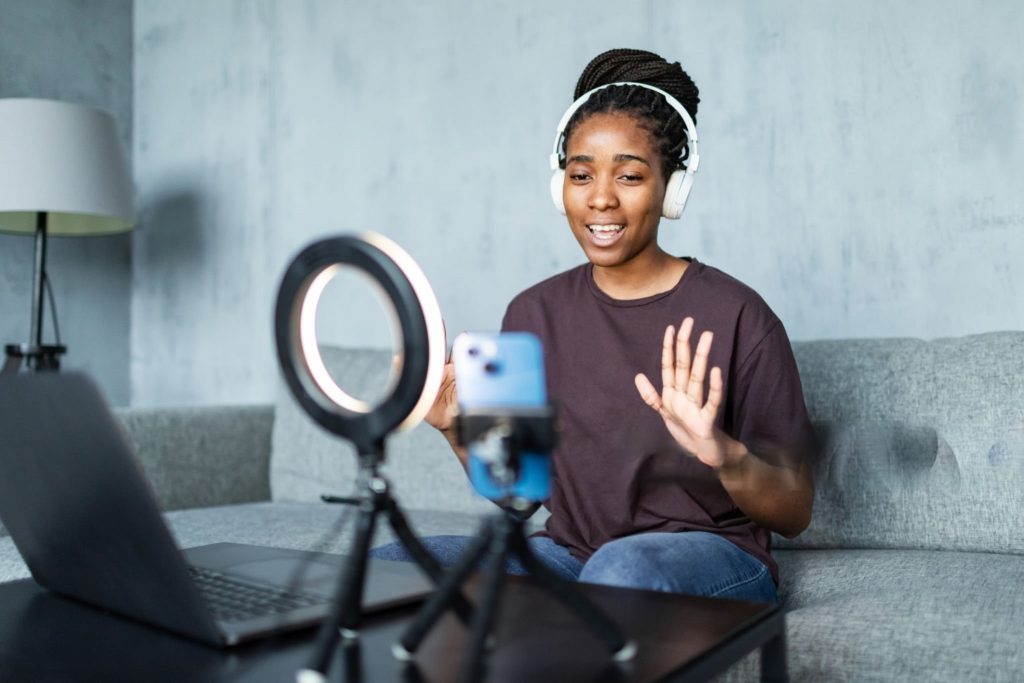 Canalchat Grandialogue, créateur d'interactivité en direct